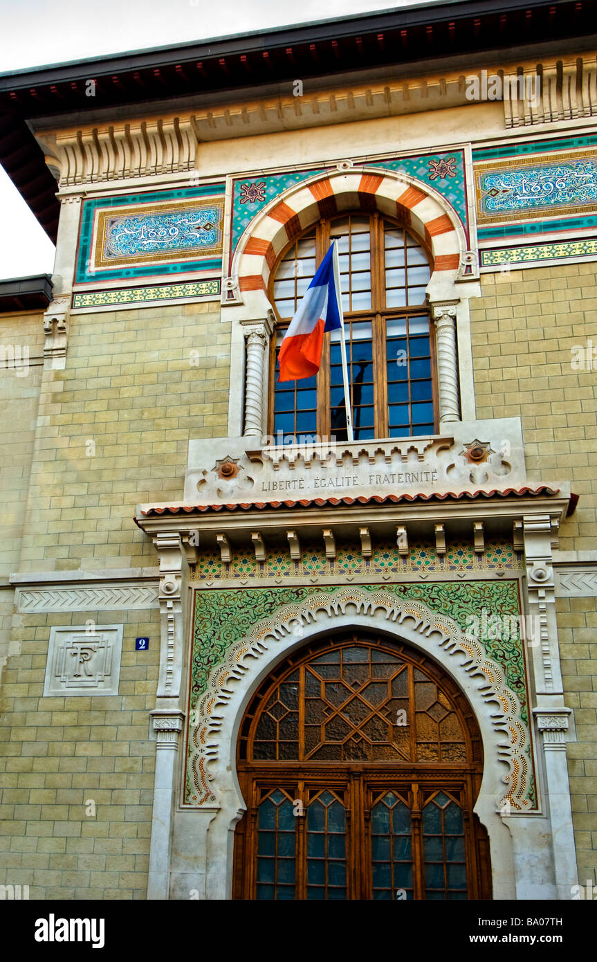 French school building in Paris, France Stock Photo - Alamy