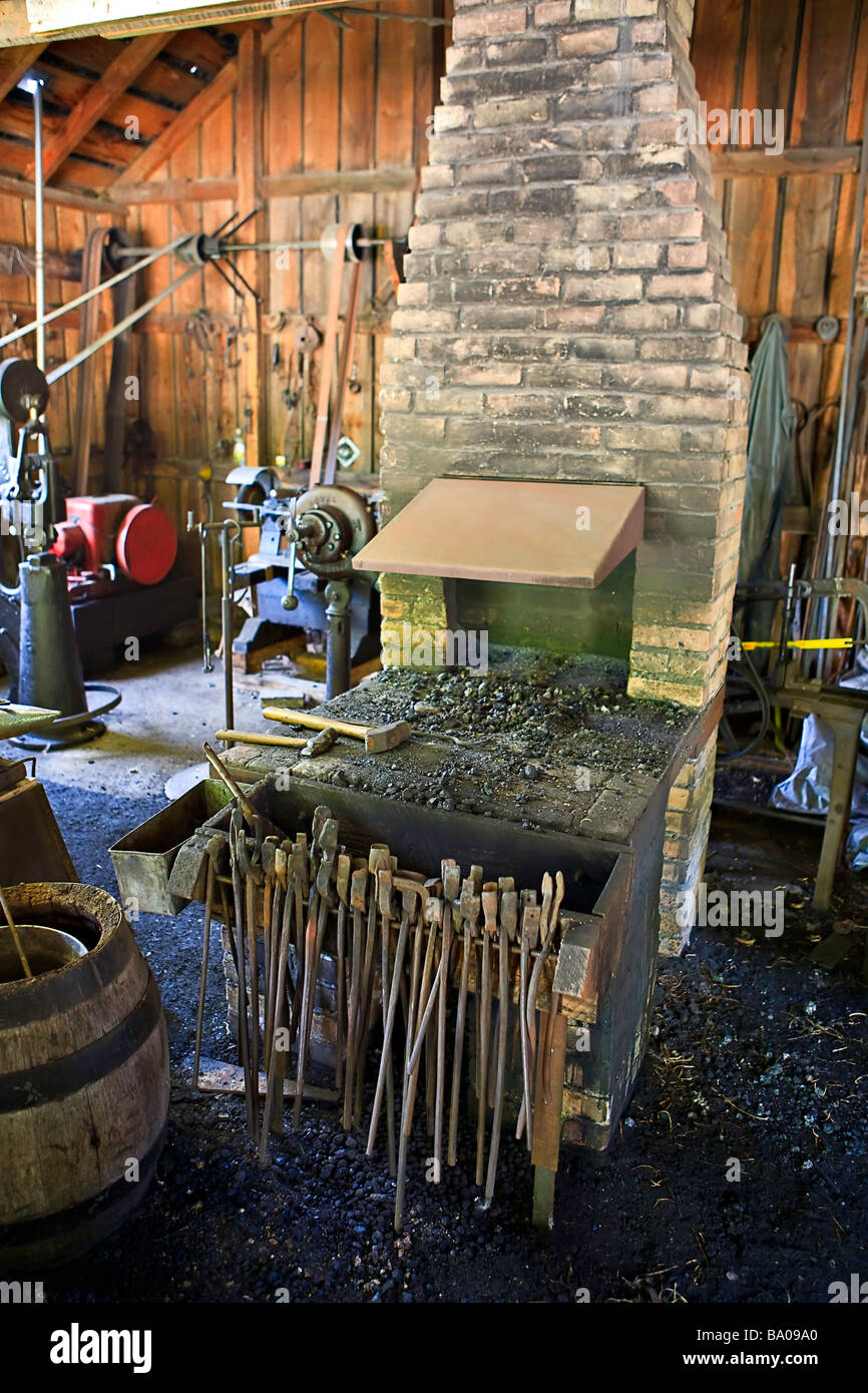 Blacksmith village hi-res stock photography and images - Alamy