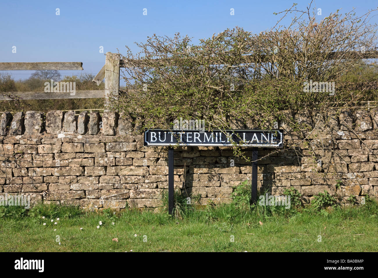Buttermilk lane hi-res stock photography and images - Alamy