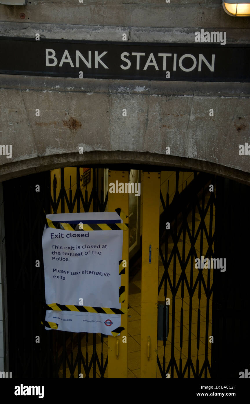Closed police station hi-res stock photography and images - Alamy
