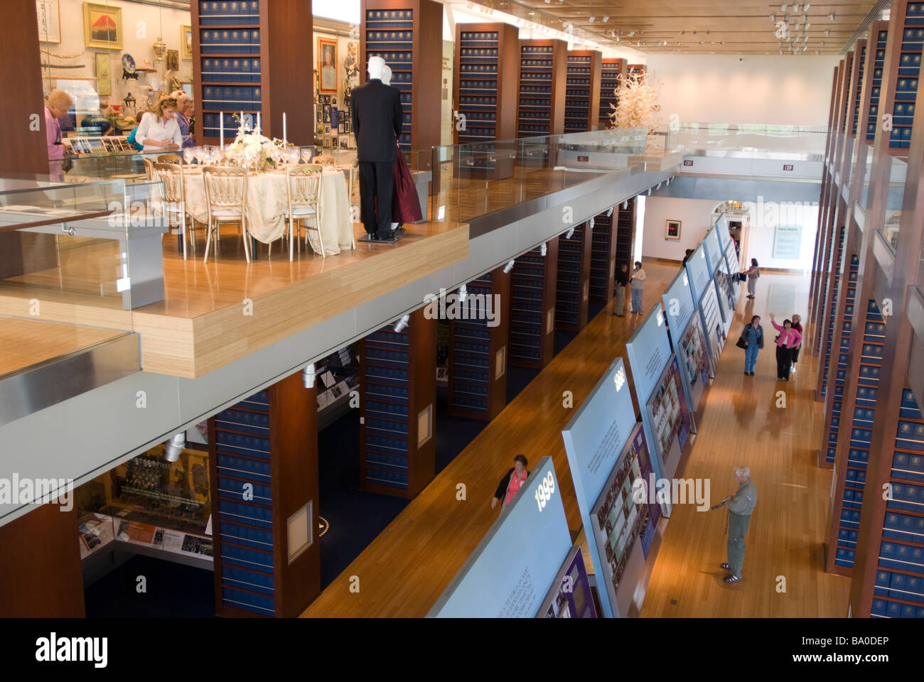 President Clinton Library Stock Photos & President Clinton Library ...