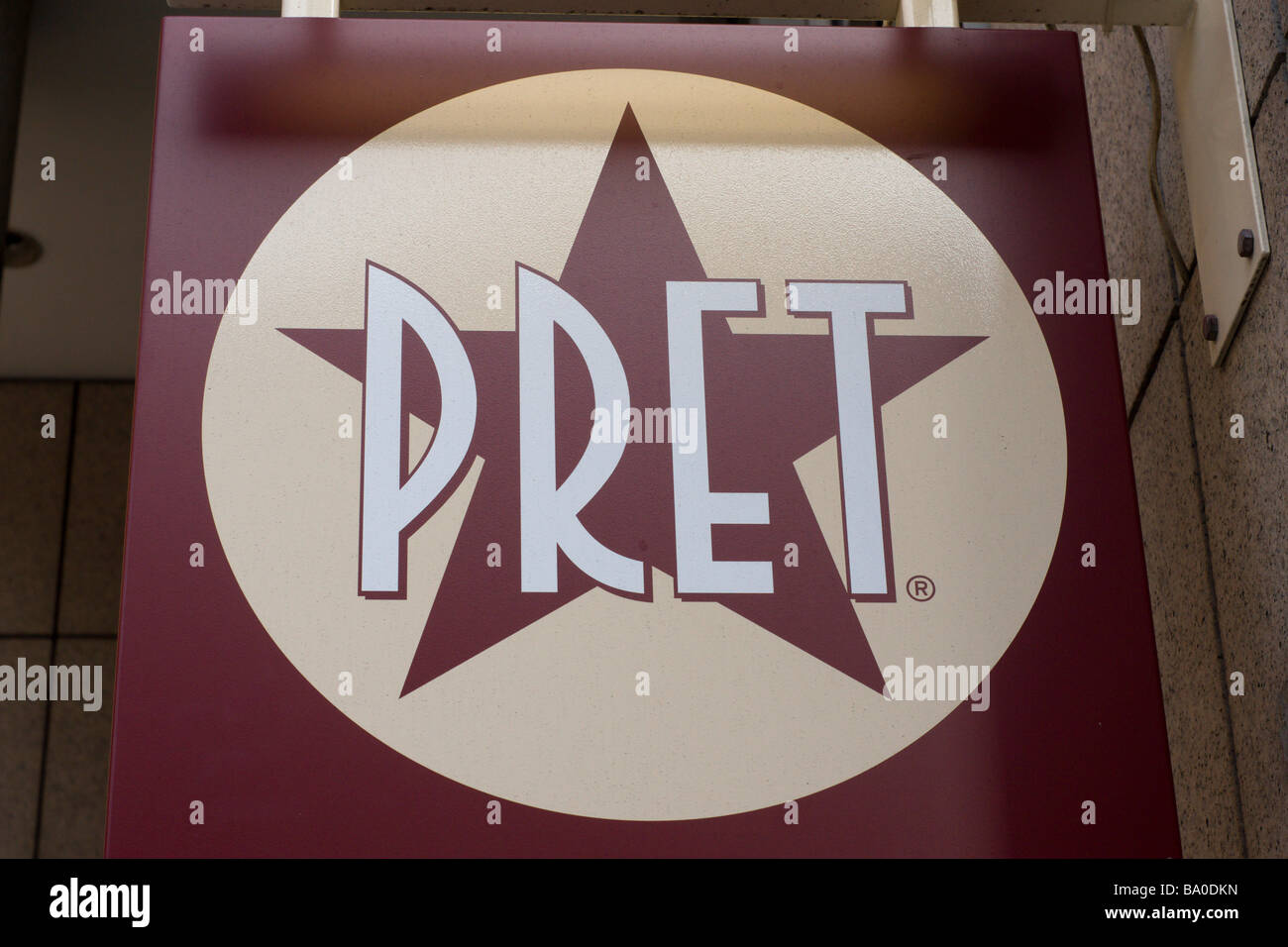 Pret a manger sign hi-res stock photography and images - Alamy