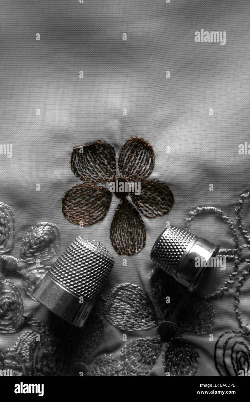 Thimbles hi-res stock photography and images - Alamy