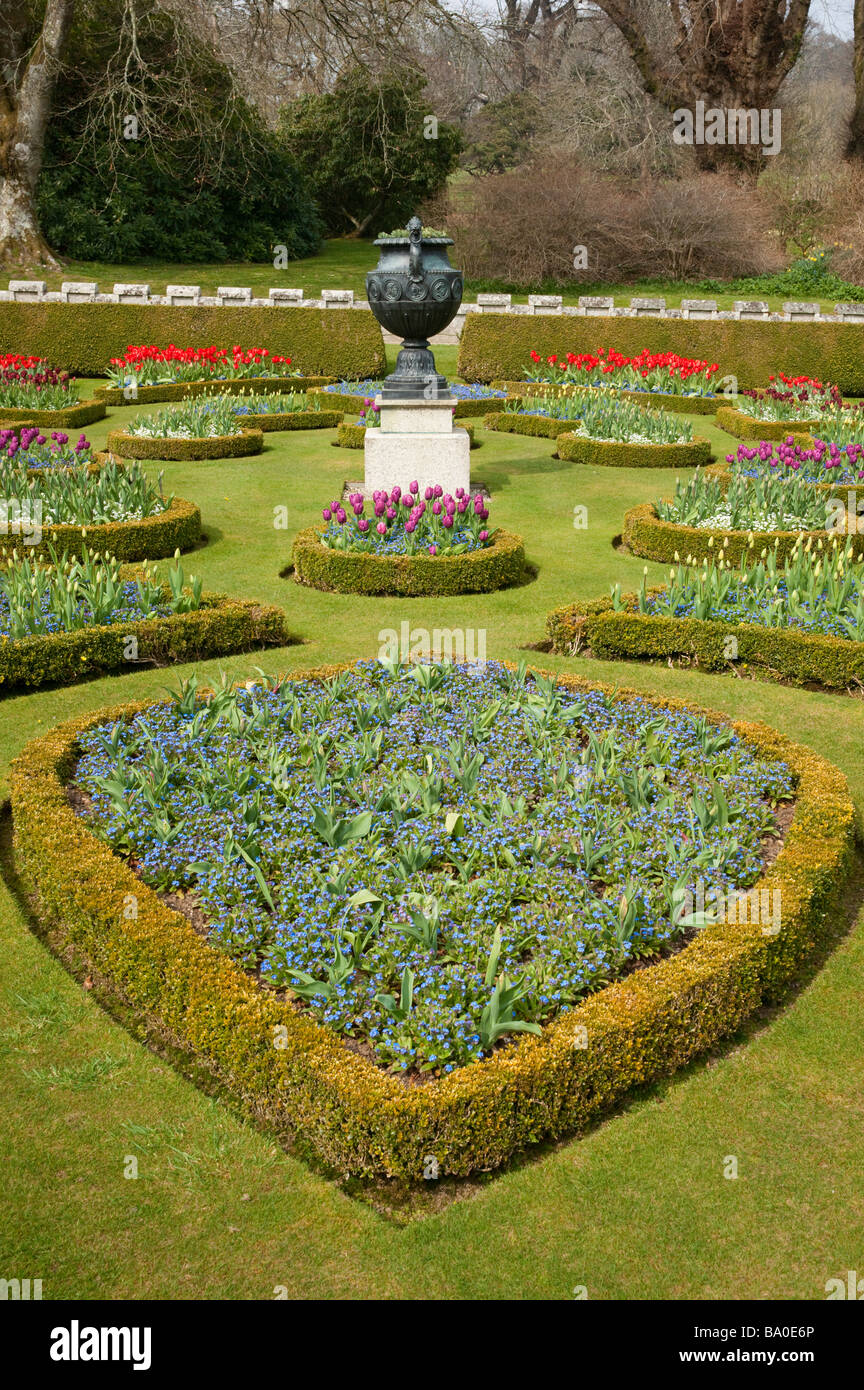 Box parterre hi-res stock photography and images - Alamy