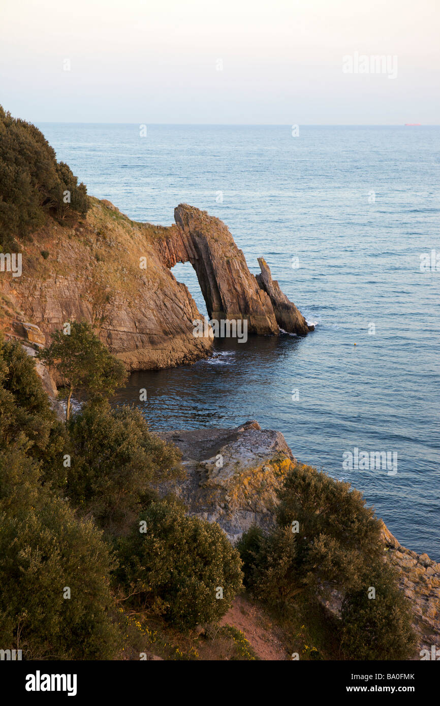 London Bridge rock formation Torbay Devon Stock Photo - Alamy