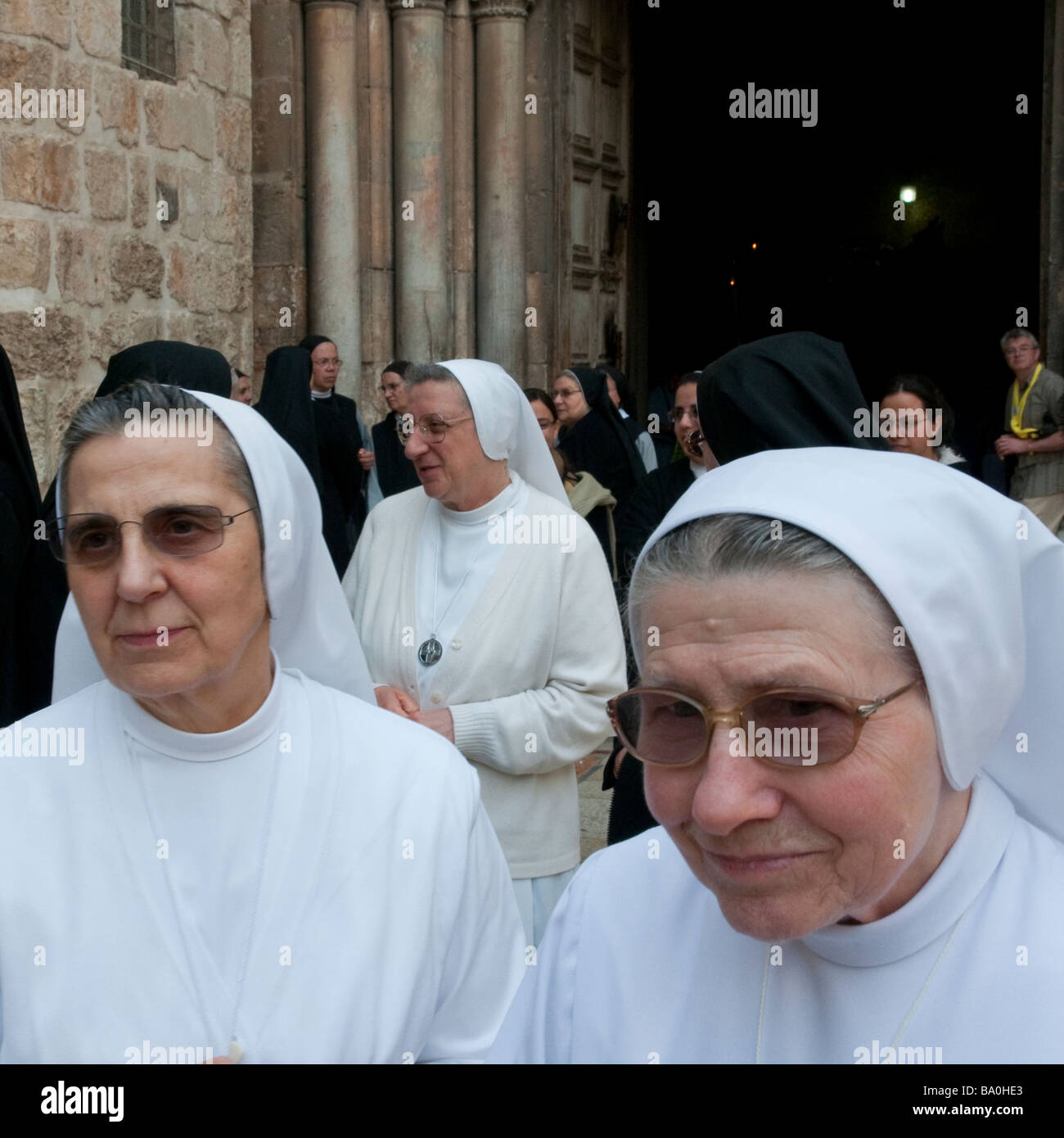 Catholic church entrance procession hi-res stock photography and images ...