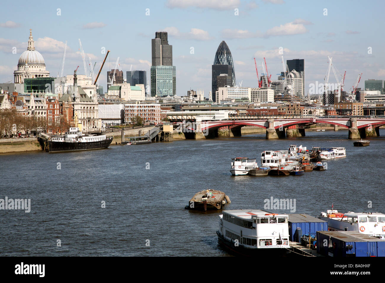 View from waterloo bridge hi-res stock photography and images - Alamy