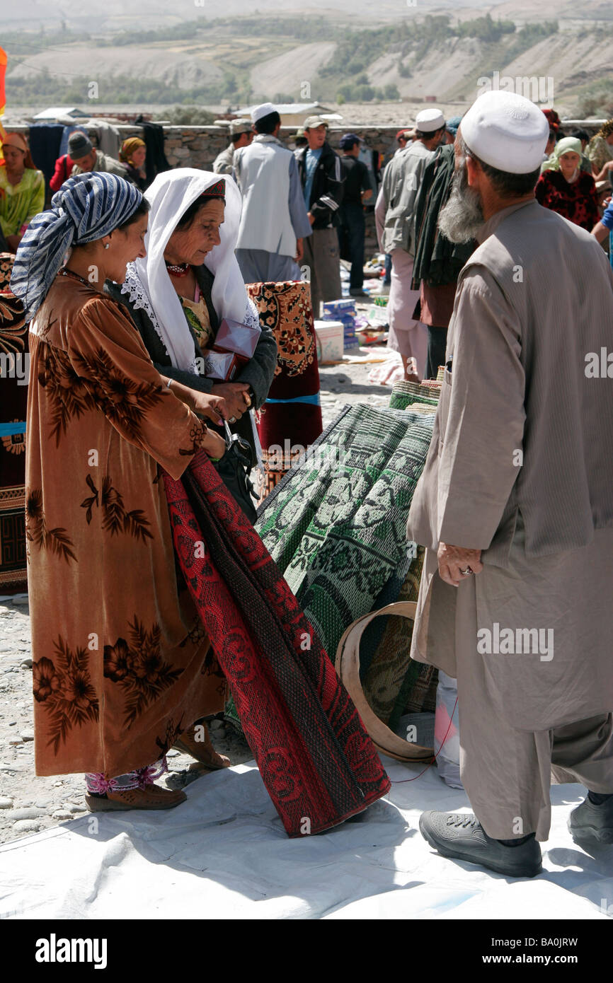 On tajik afghan border hi-res stock photography and images - Alamy