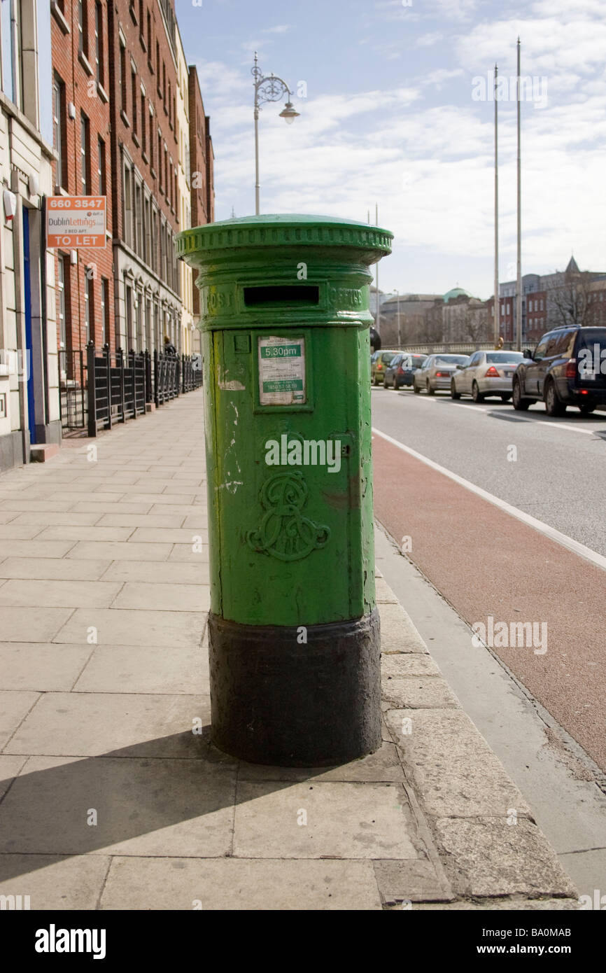 Green Irish postbox in Dublin Ireland Stock Photo - Alamy