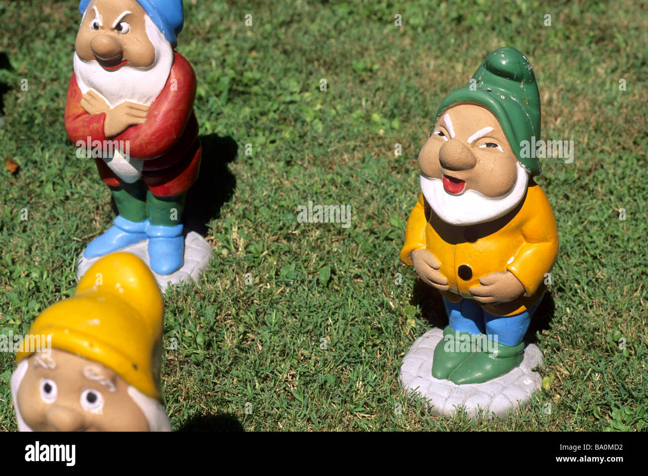 Gnomes gardening hi-res stock photography and images - Alamy