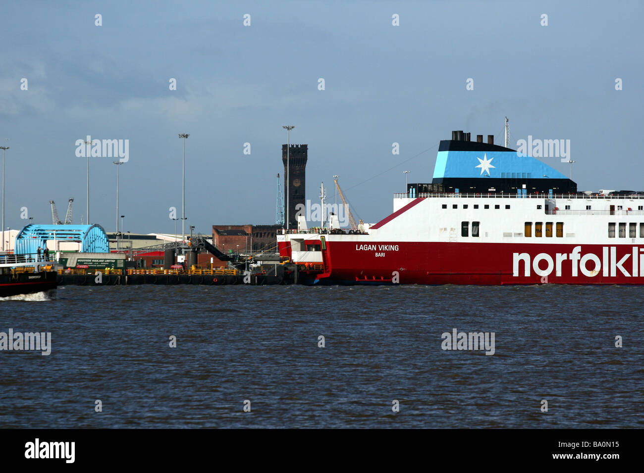 Arriving to load cargo hi-res stock photography and images - Alamy