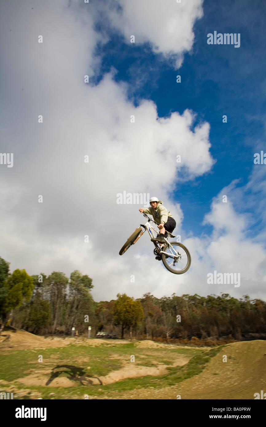 Mtnx hi-res stock photography and images - Alamy