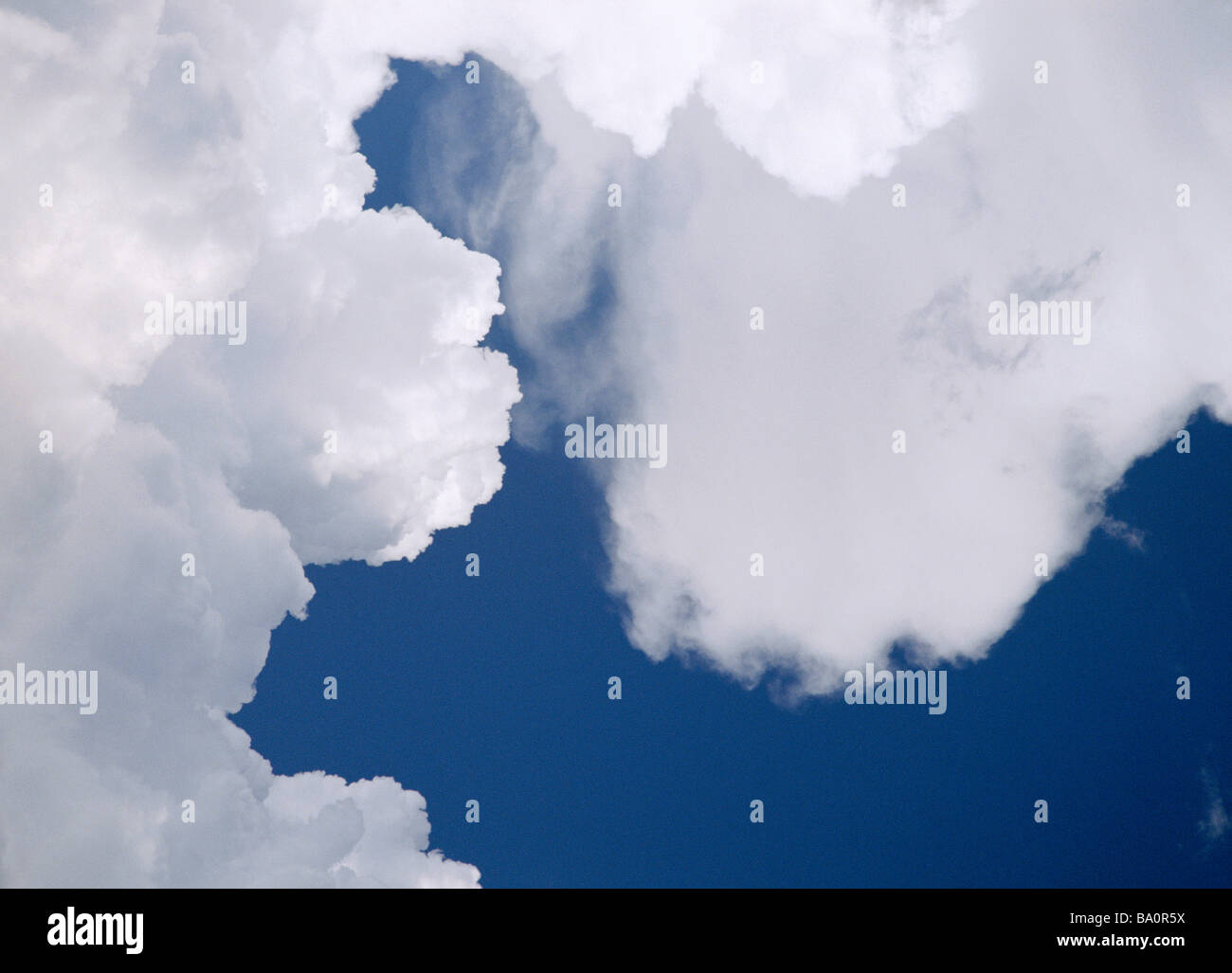 Lenticular altostratus clouds hi-res stock photography and images - Alamy