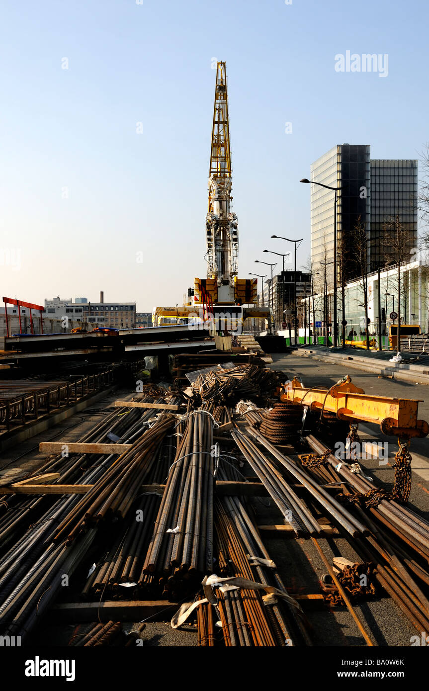 Paris france construction site road hi-res stock photography and images ...