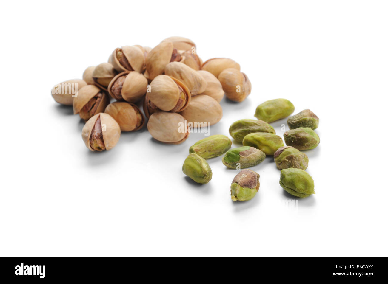 Shelled pistachio nuts hi-res stock photography and images - Alamy