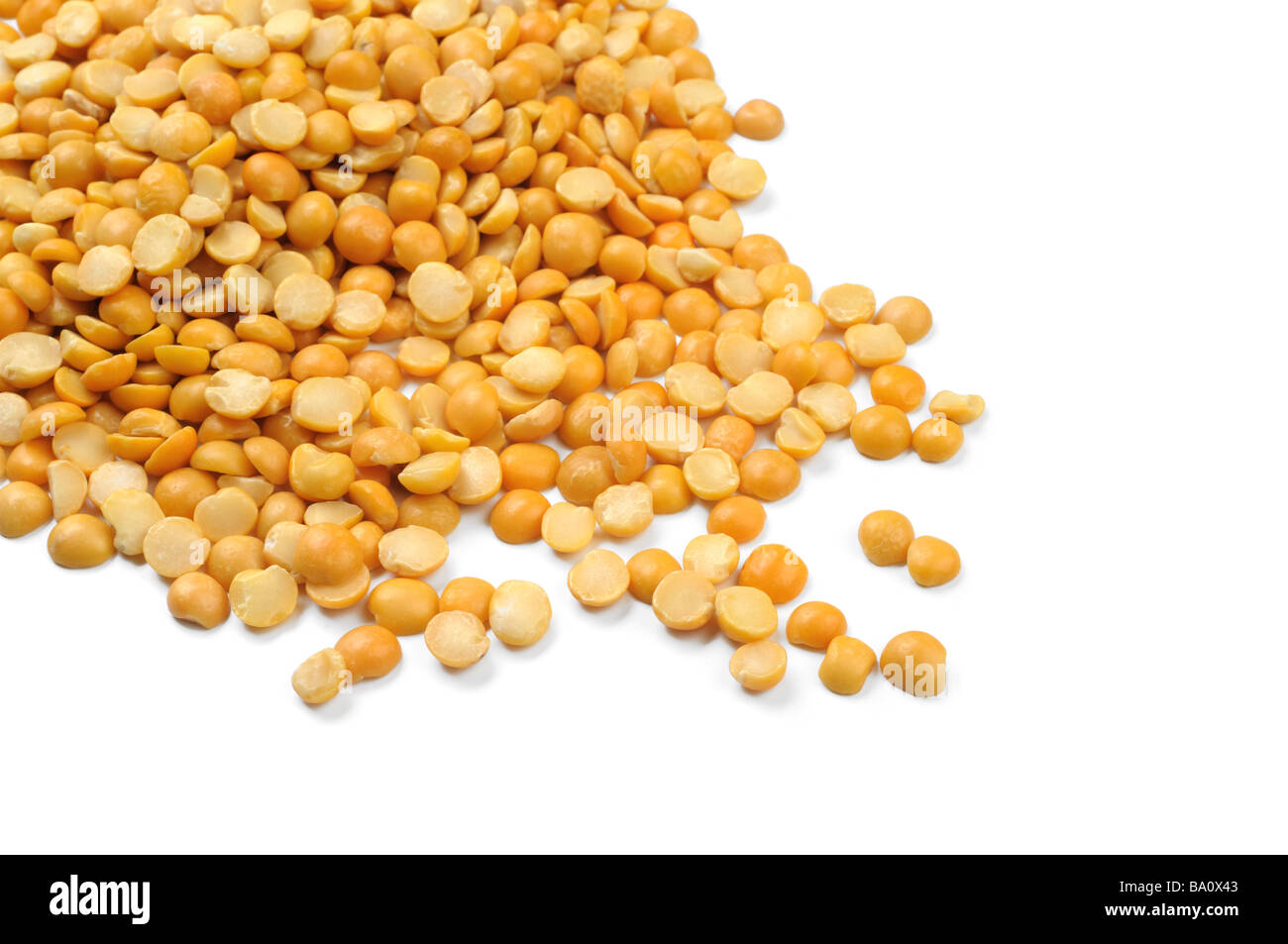 Background split yellow peas hi-res stock photography and images - Alamy