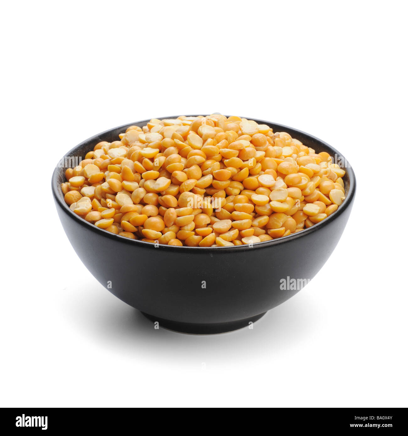 yellow split peas Stock Photo - Alamy