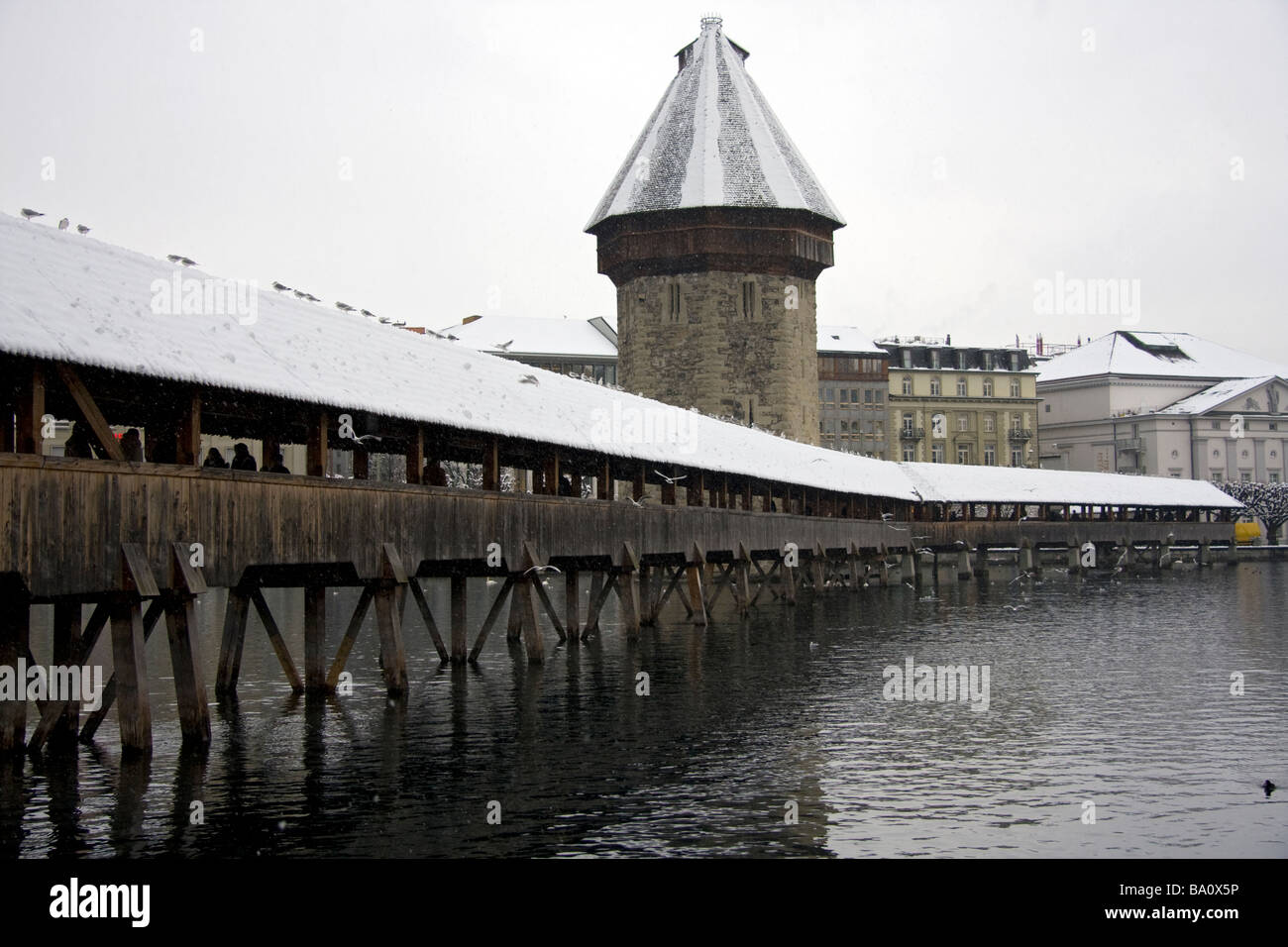 Chapel bridge winter hi-res stock photography and images - Alamy