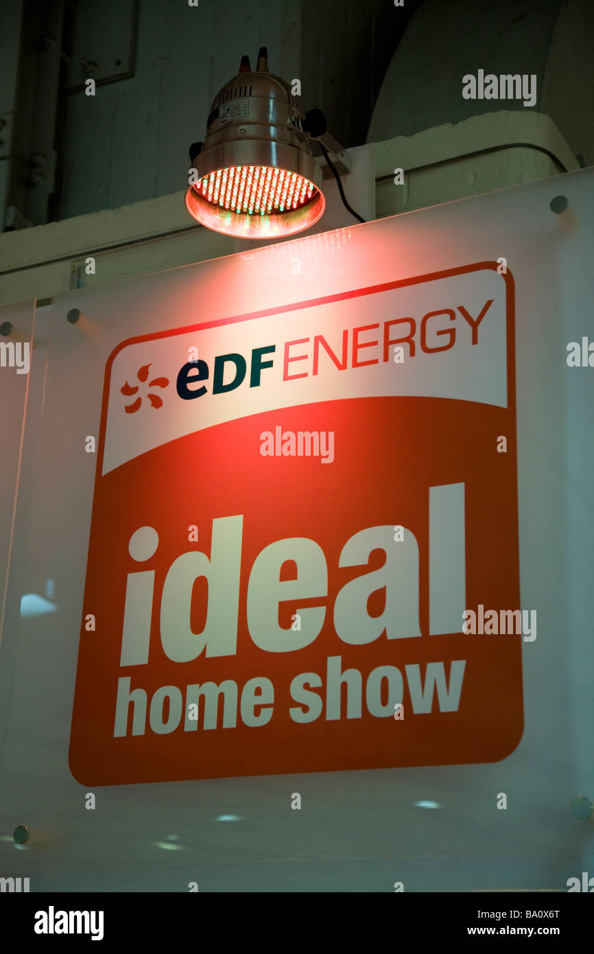 Ideal home show logo hi-res stock photography and images - Alamy