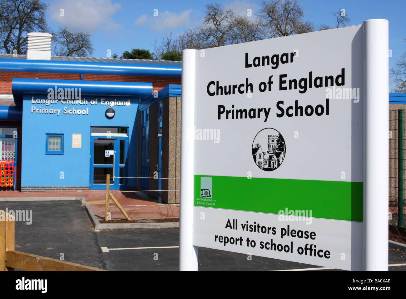 New primary school building hi-res stock photography and images - Alamy