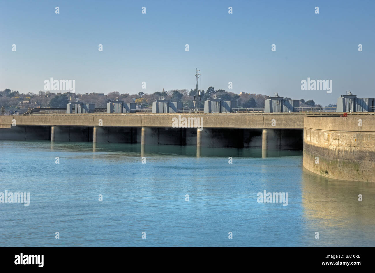 Barrage rance hi-res stock photography and images - Alamy