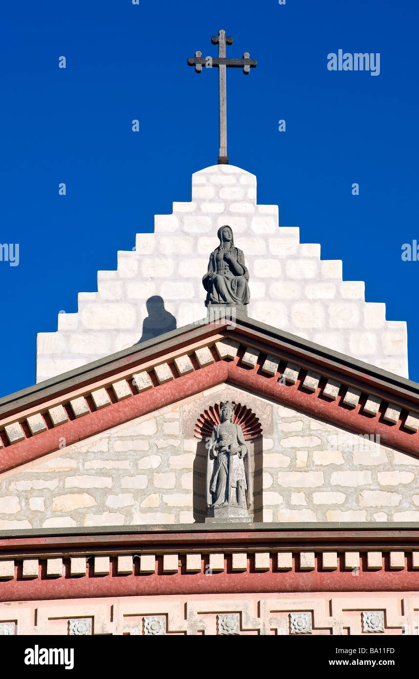 California santa barbara mission statue hi-res stock photography and ...
