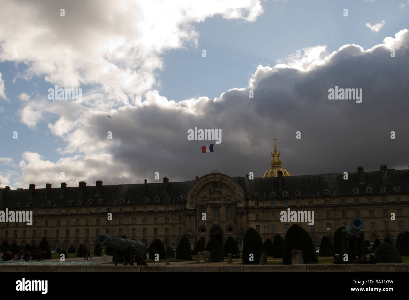 Musee dhistoire contemporaine hi-res stock photography and images - Alamy