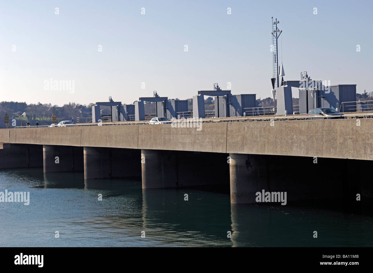 Tidal power station and the rance dam hi-res stock photography and ...