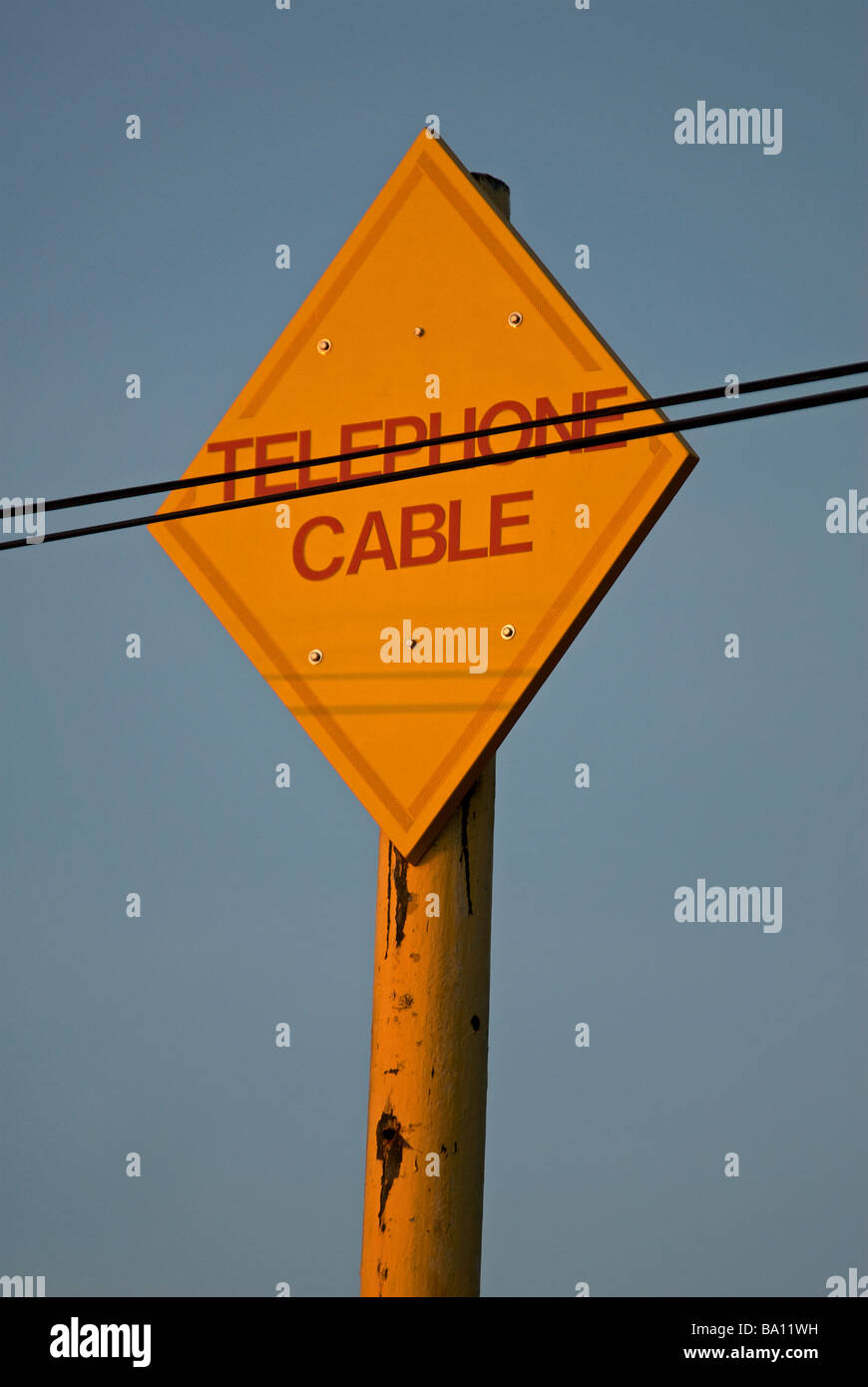 Cable telephone sign hi-res stock photography and images - Alamy