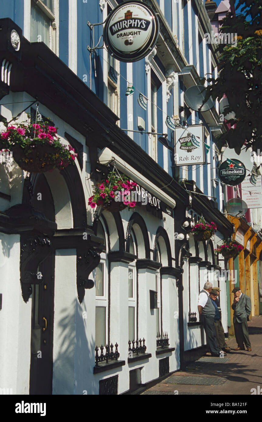 Old men pub hi-res stock photography and images - Alamy