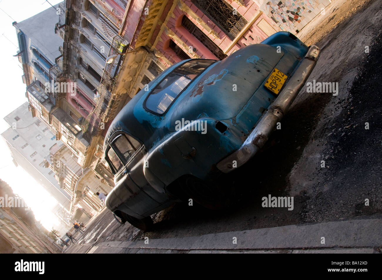 Cuban classic scene hi-res stock photography and images - Alamy