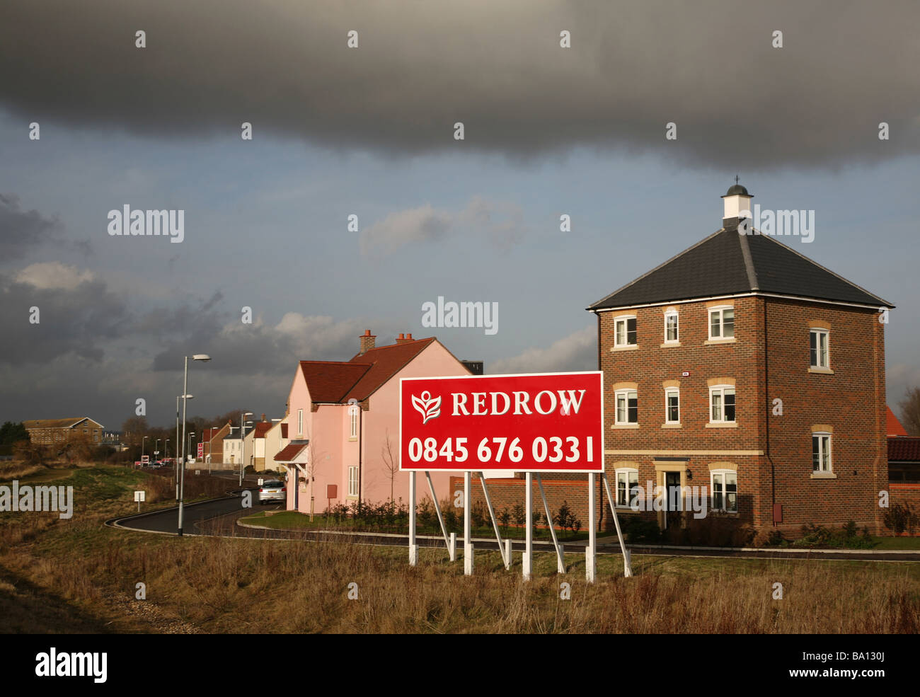 New build homes uk redrow hi-res stock photography and images - Alamy