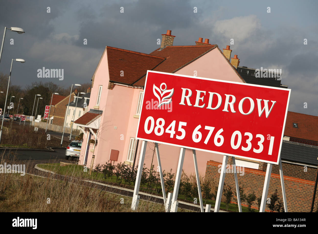 Redrow logo hi-res stock photography and images - Alamy