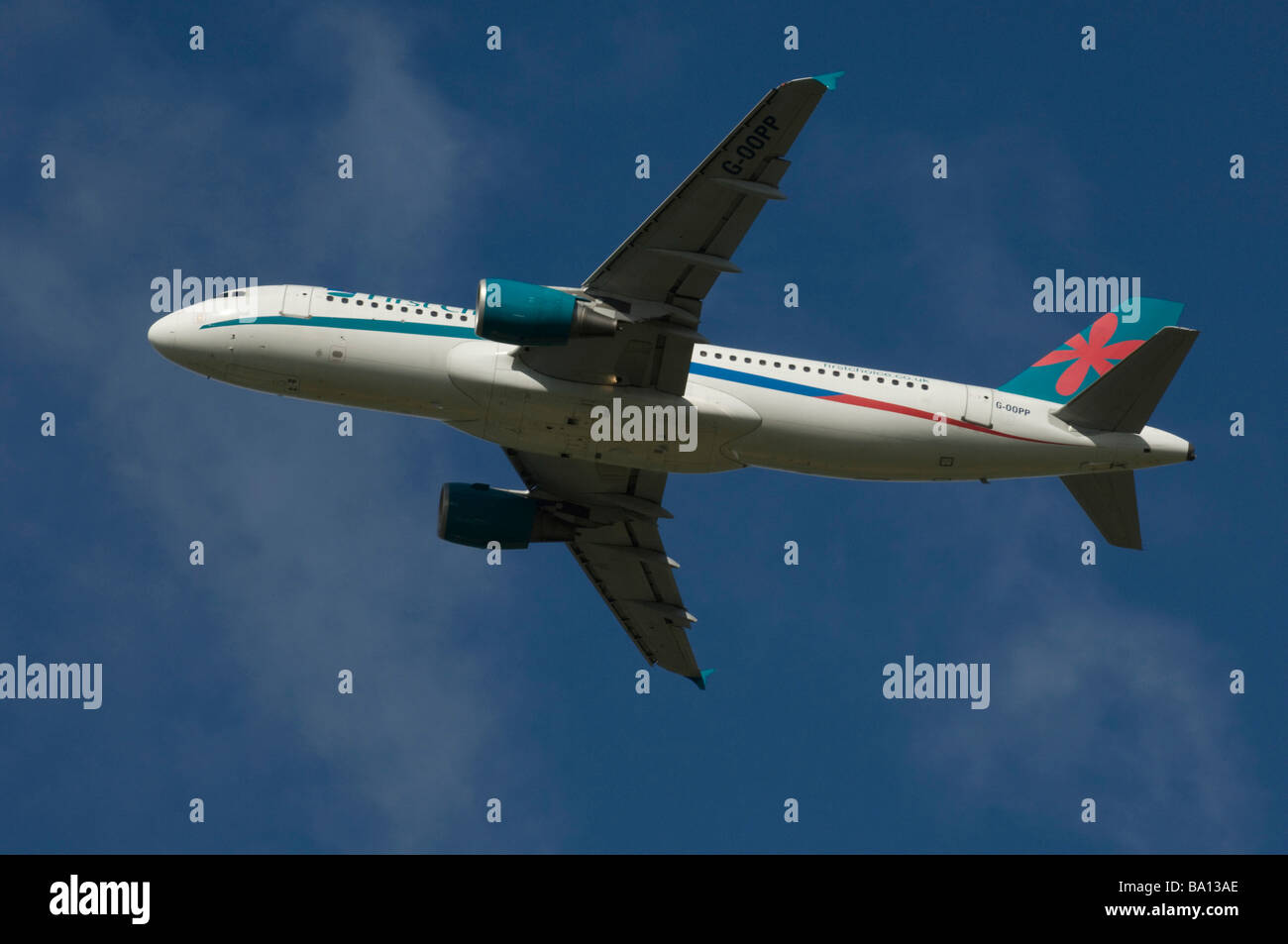 Holiday plane hi-res stock photography and images - Alamy