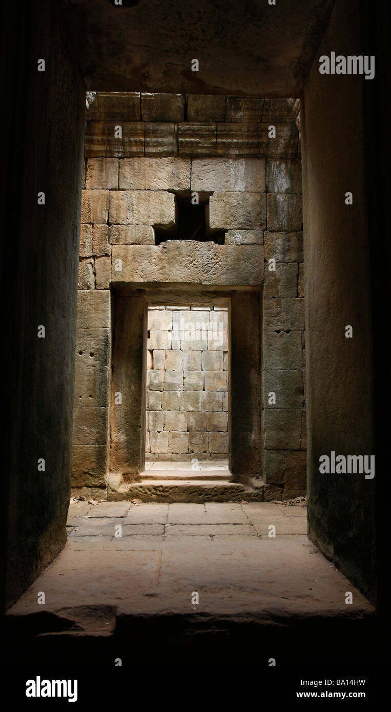 Obstructed gate hi-res stock photography and images - Alamy