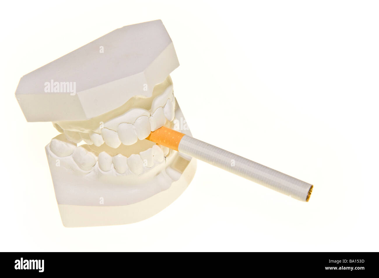 Smokers teeth hi-res stock photography and images - Alamy