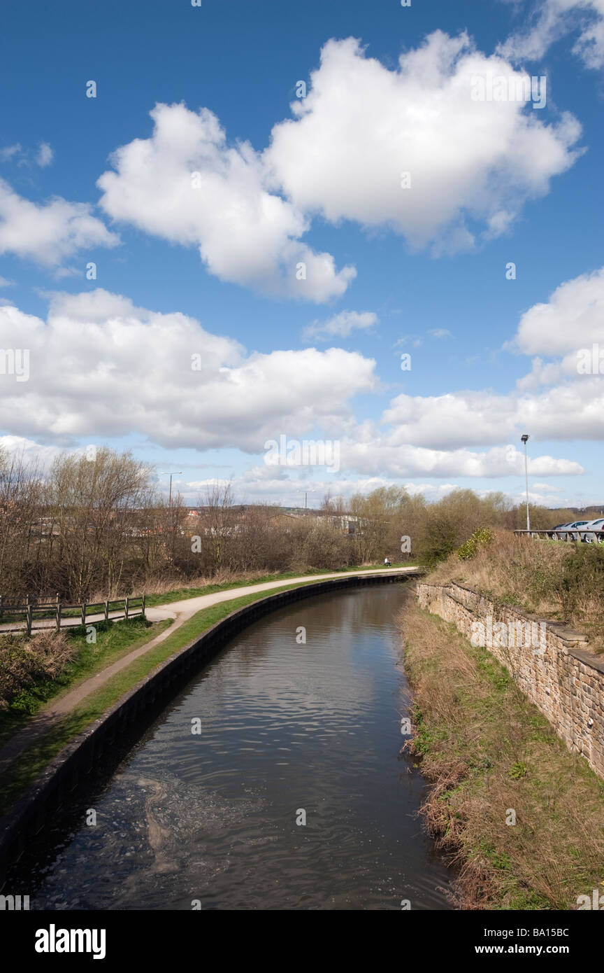 The "Chesterfiel Canal" at "Tapton Lock",Chesterfield, Derbyshire ...