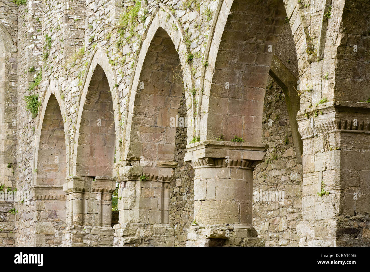 Gothic arches hi-res stock photography and images - Alamy