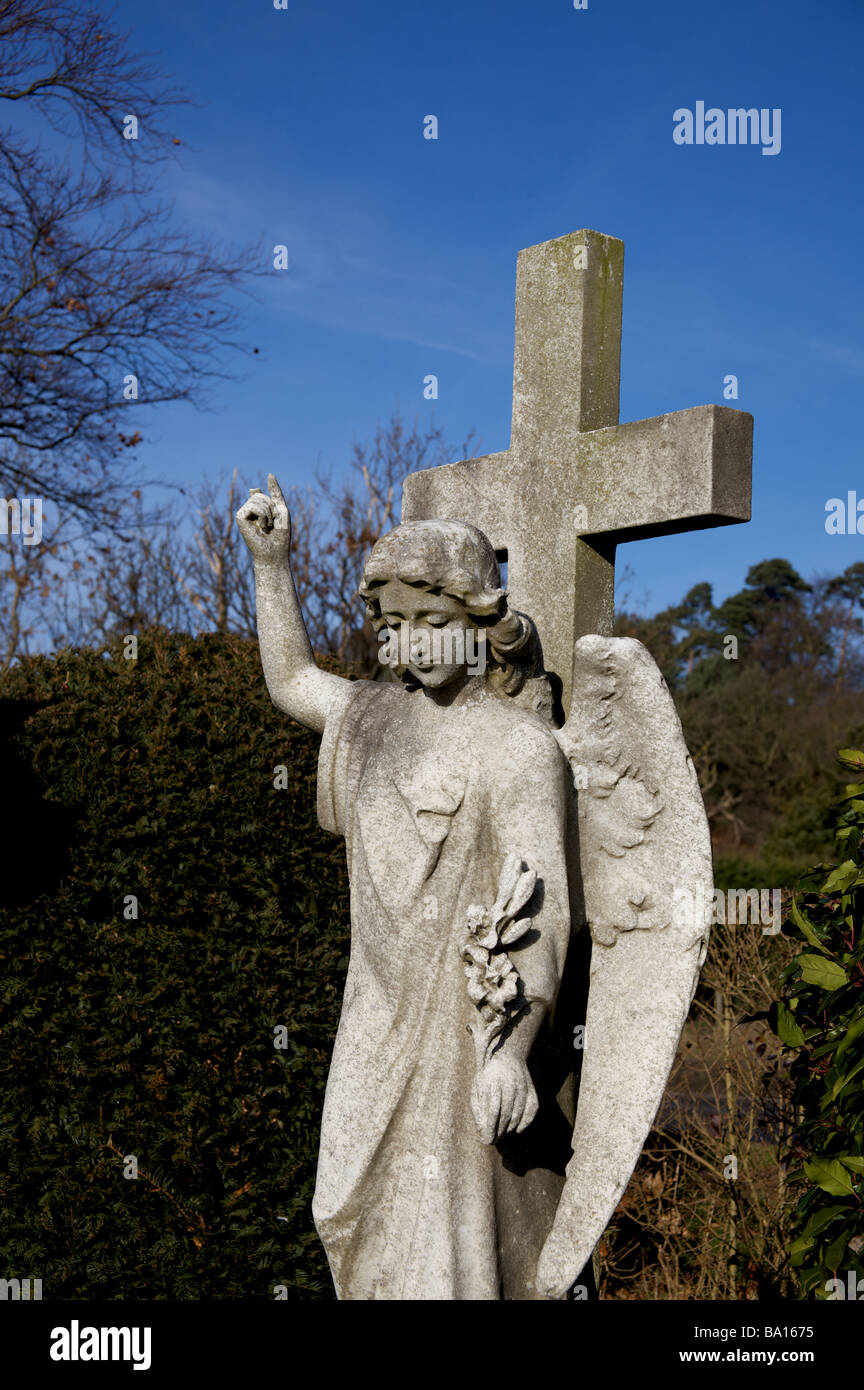 Sandy town cemetery, England Stock Photo - Alamy