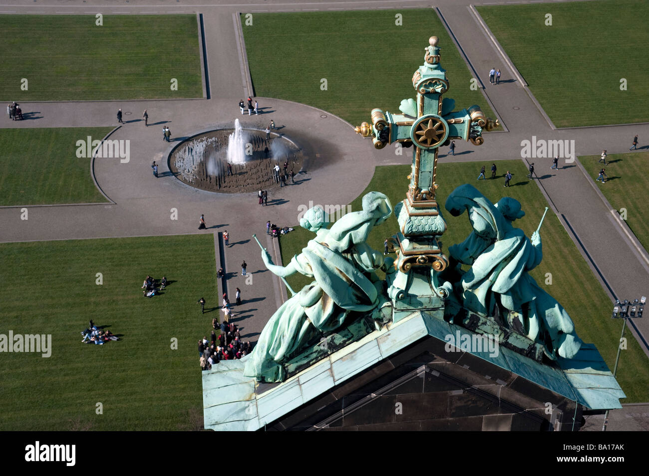 Statues and cross decorations on Berlin Cathedral Stock Photo - Alamy