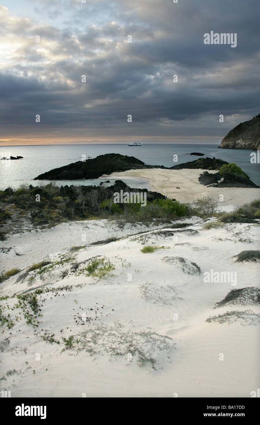 Sunset from Cerro Brujo Beach, San Cristobal Island, Galapagos Islands ...