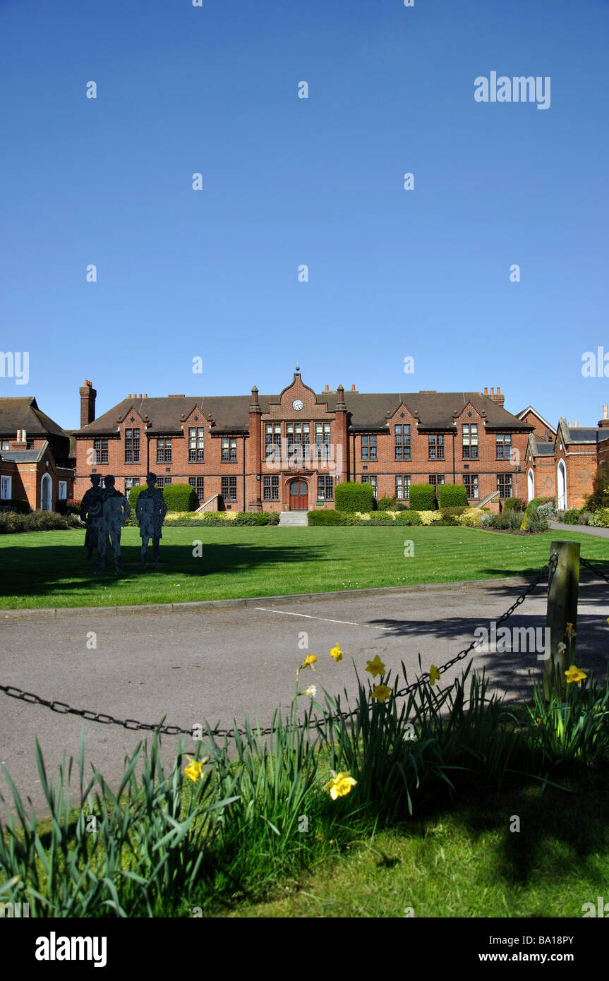 Strodes college hi-res stock photography and images - Alamy