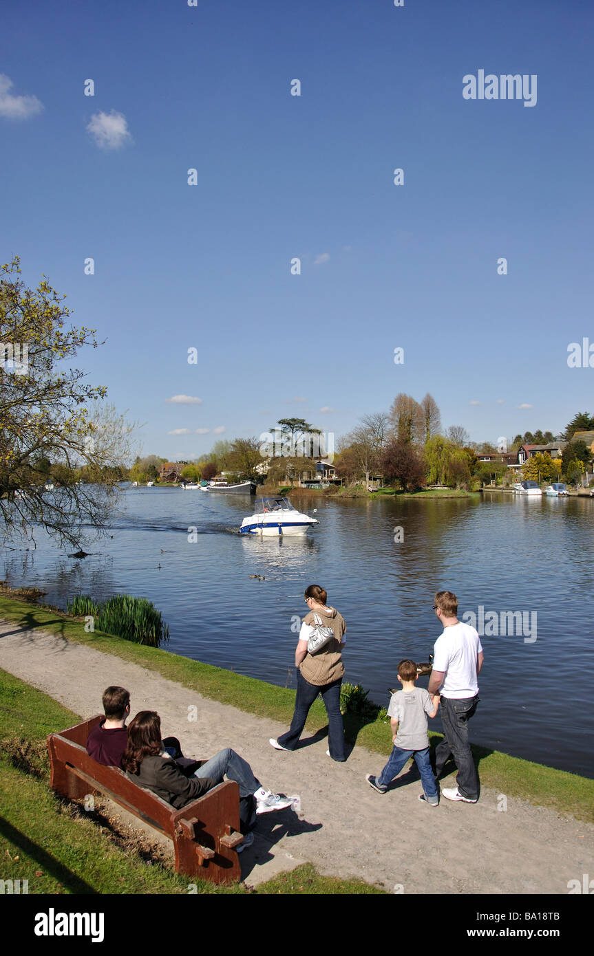 Old pathway hi-res stock photography and images - Alamy
