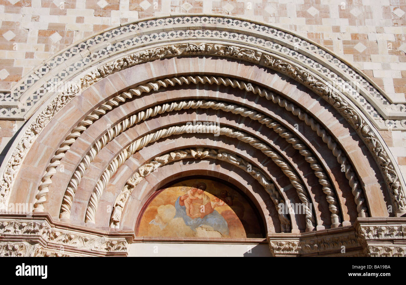 detail of pink and white stone basilica of the 13th century Santa Maria ...