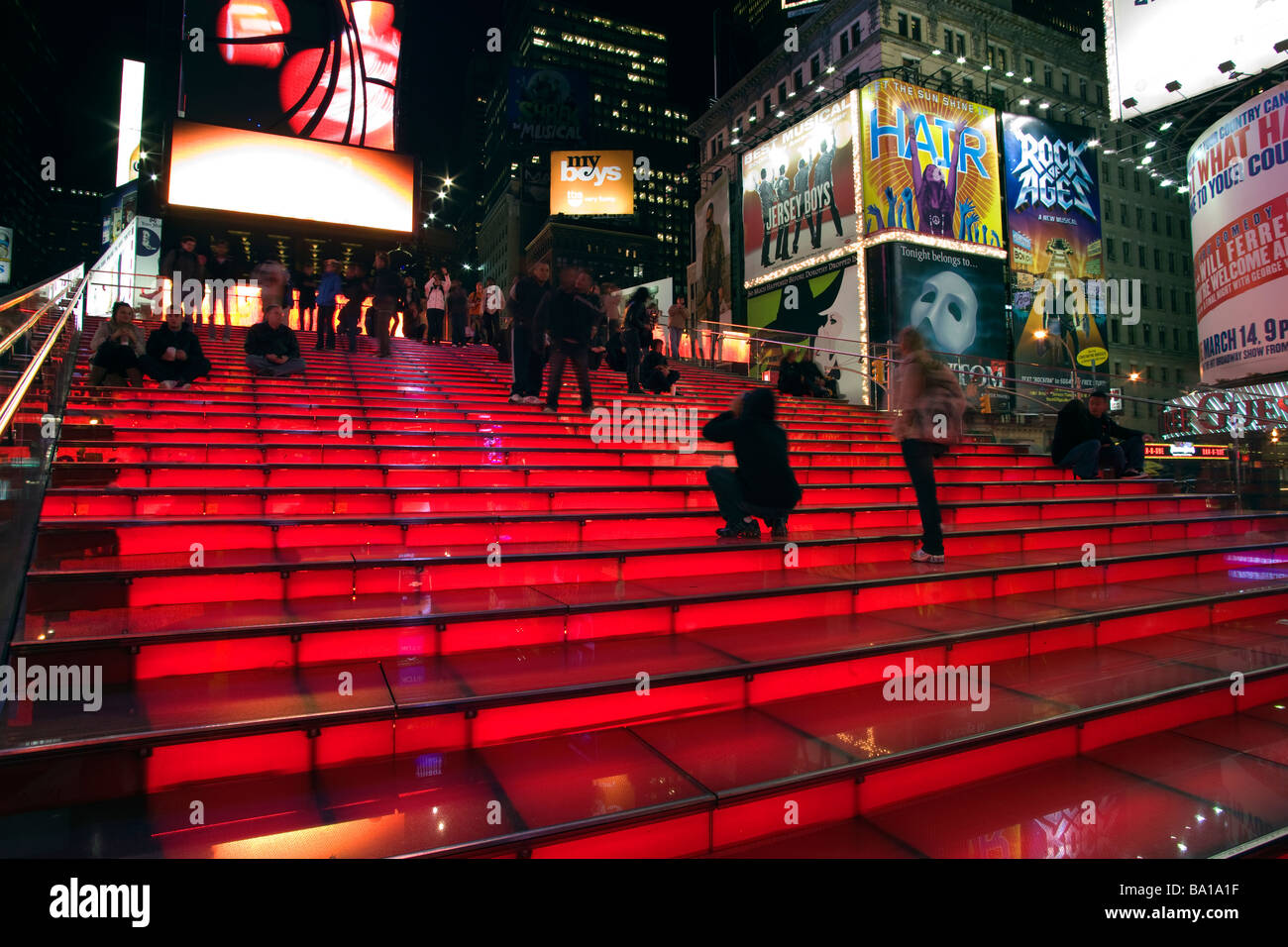 TKTS BOOTH TIMES SQUARE MIDTOWN MANHATTAN NEW YORK USA Stock Photo - Alamy