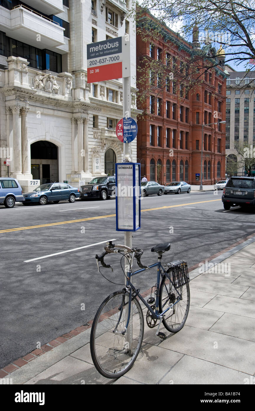 Metro sign in Washington DC, America Stock Photo - Alamy