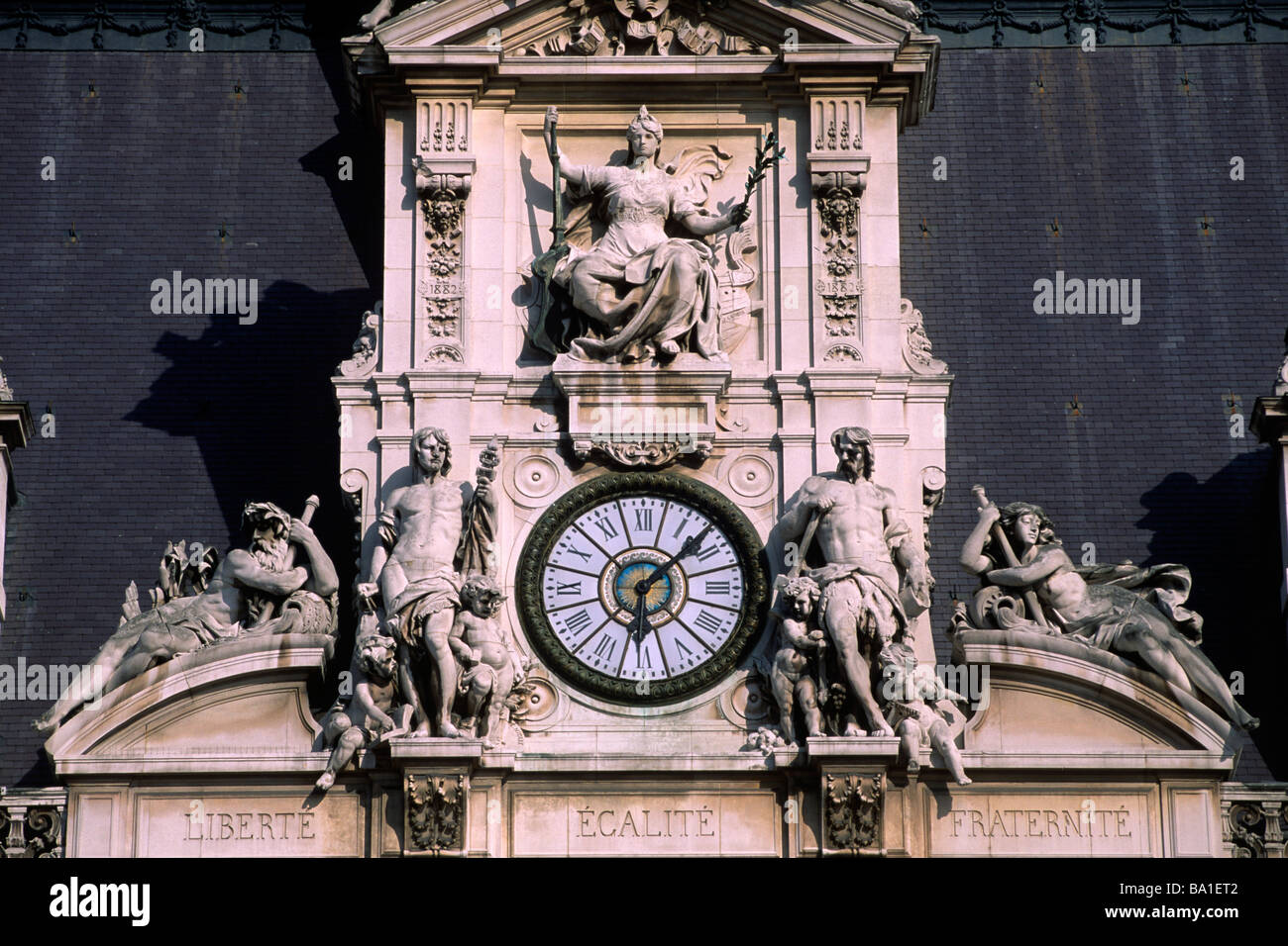 Paris neo renaissance architecture hi-res stock photography and images ...