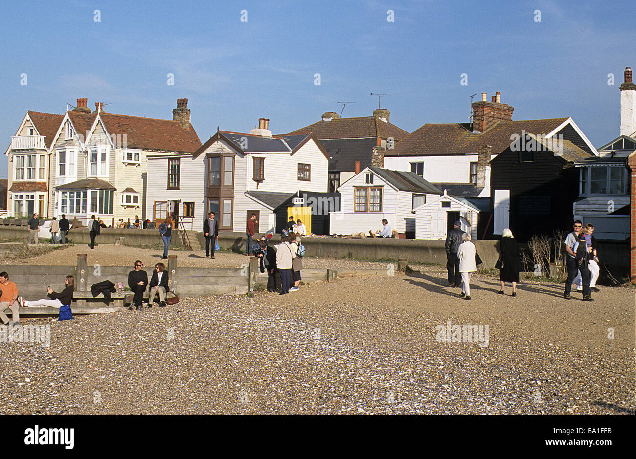 Whitstable shingle beach groynes hi-res stock photography and images ...