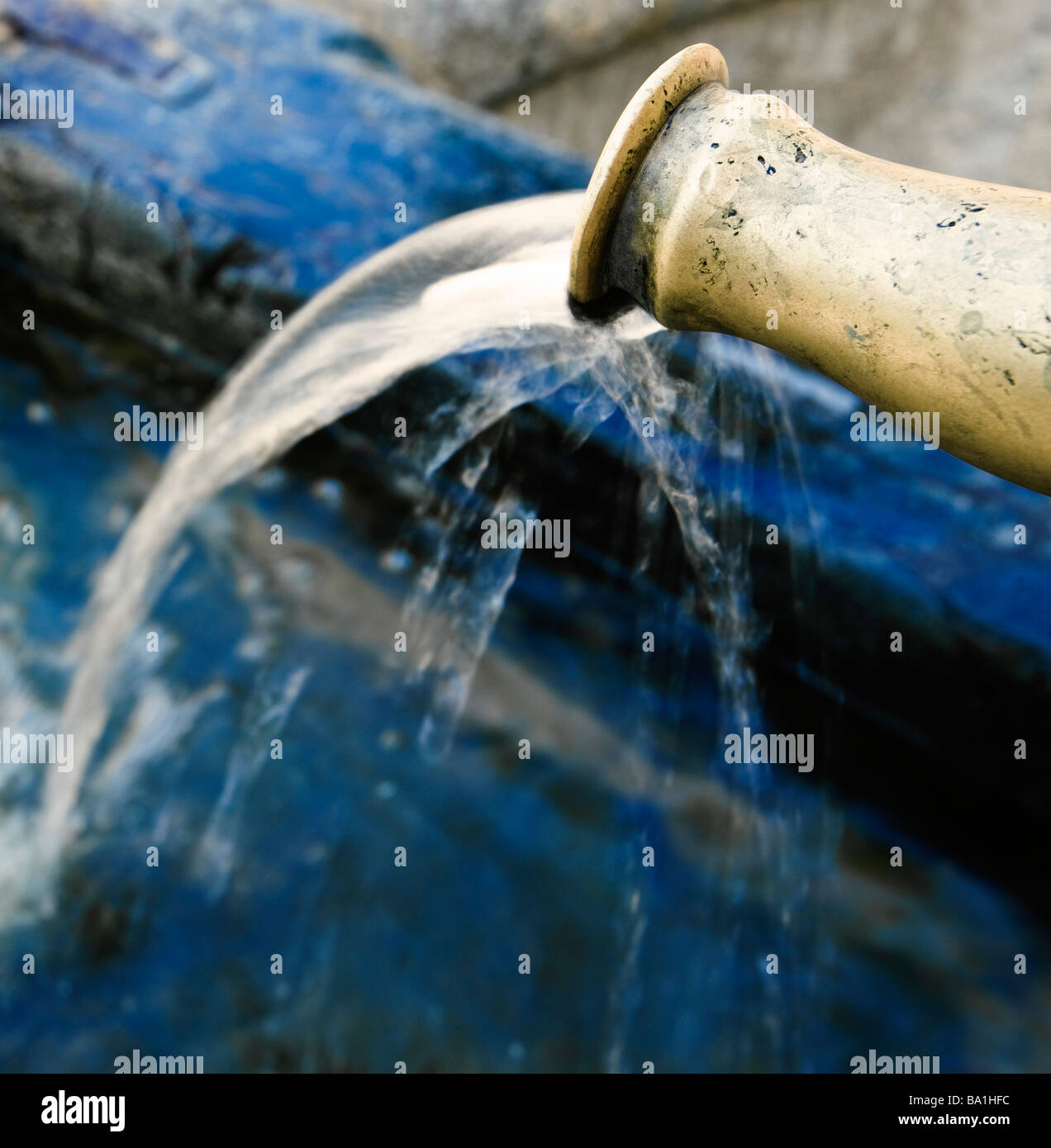 Antique outdoor water spout hi-res stock photography and images - Alamy