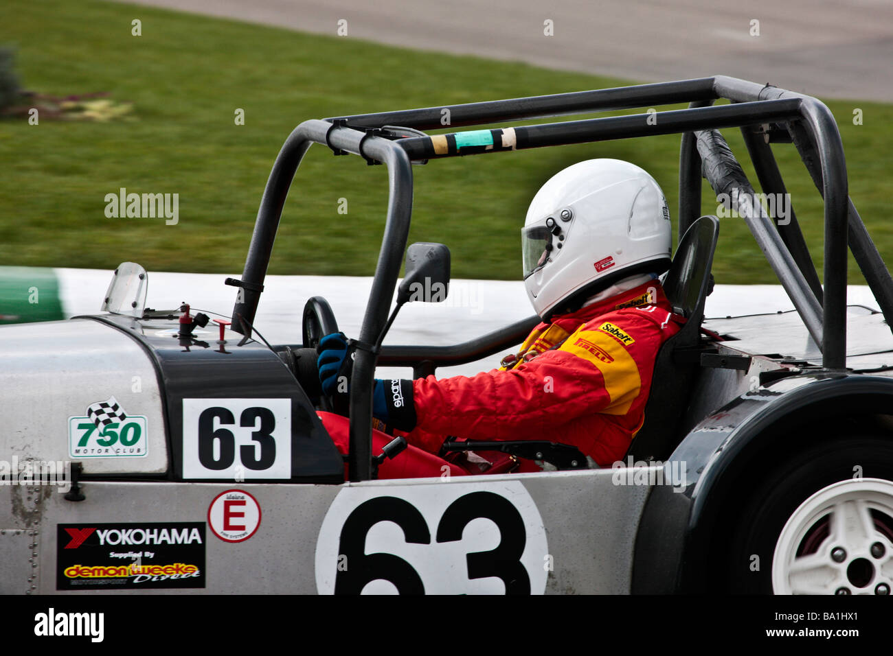 750 Motor club Demon Tweeks Yokohama locost championship race at ...